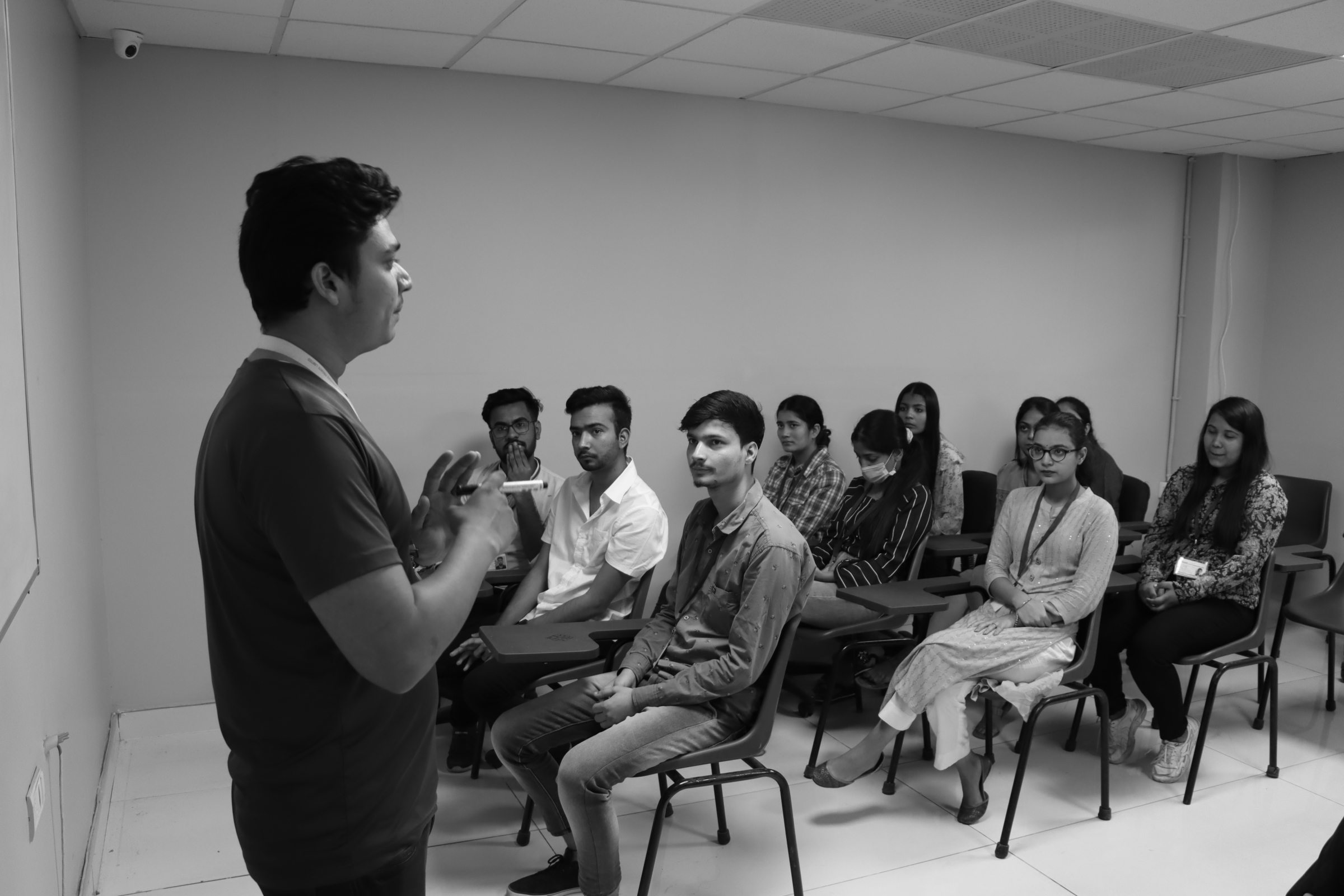 ILeads BPO: India's Leading BPO/KPO/ITES/Call Center Company